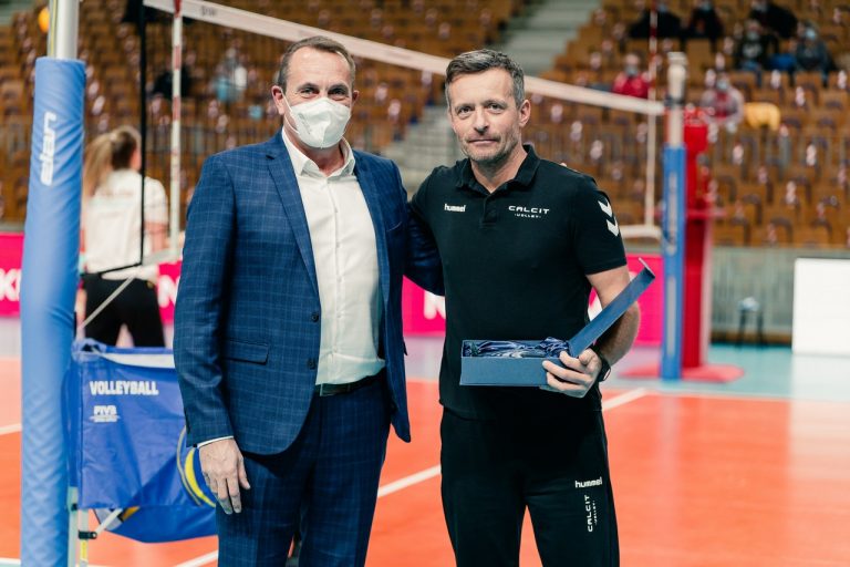 Eva Pavlović Mori najboljša slovenska igralka leta 2021 - Calcit Volley